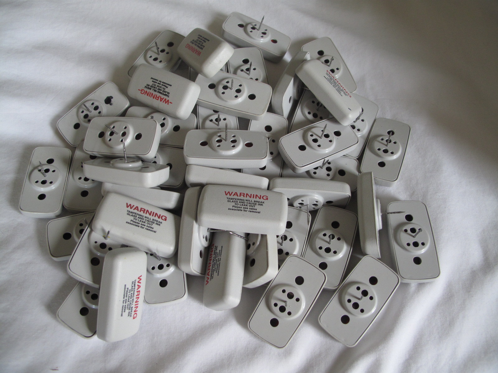 (290) Mixed Brand Security Ink Tags & (105) Mixed MilliTag Style Stick ...