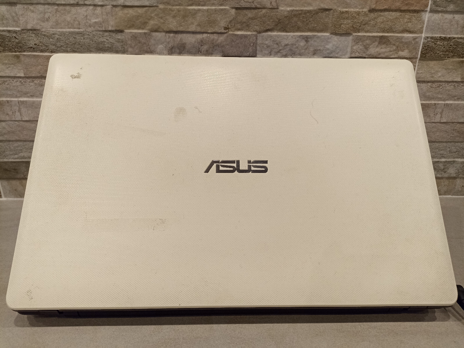 ASUS X552EP-SX081H, INTEL PENTIUM CPU 2117U @ 2 X 1,80 GHZ, 4 GO DDR3 ...