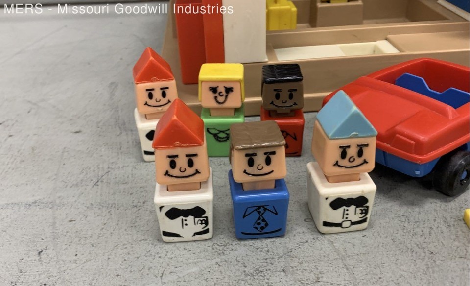 Vintage 1974 Playskool Familiar Places McDonald's Playset With ...