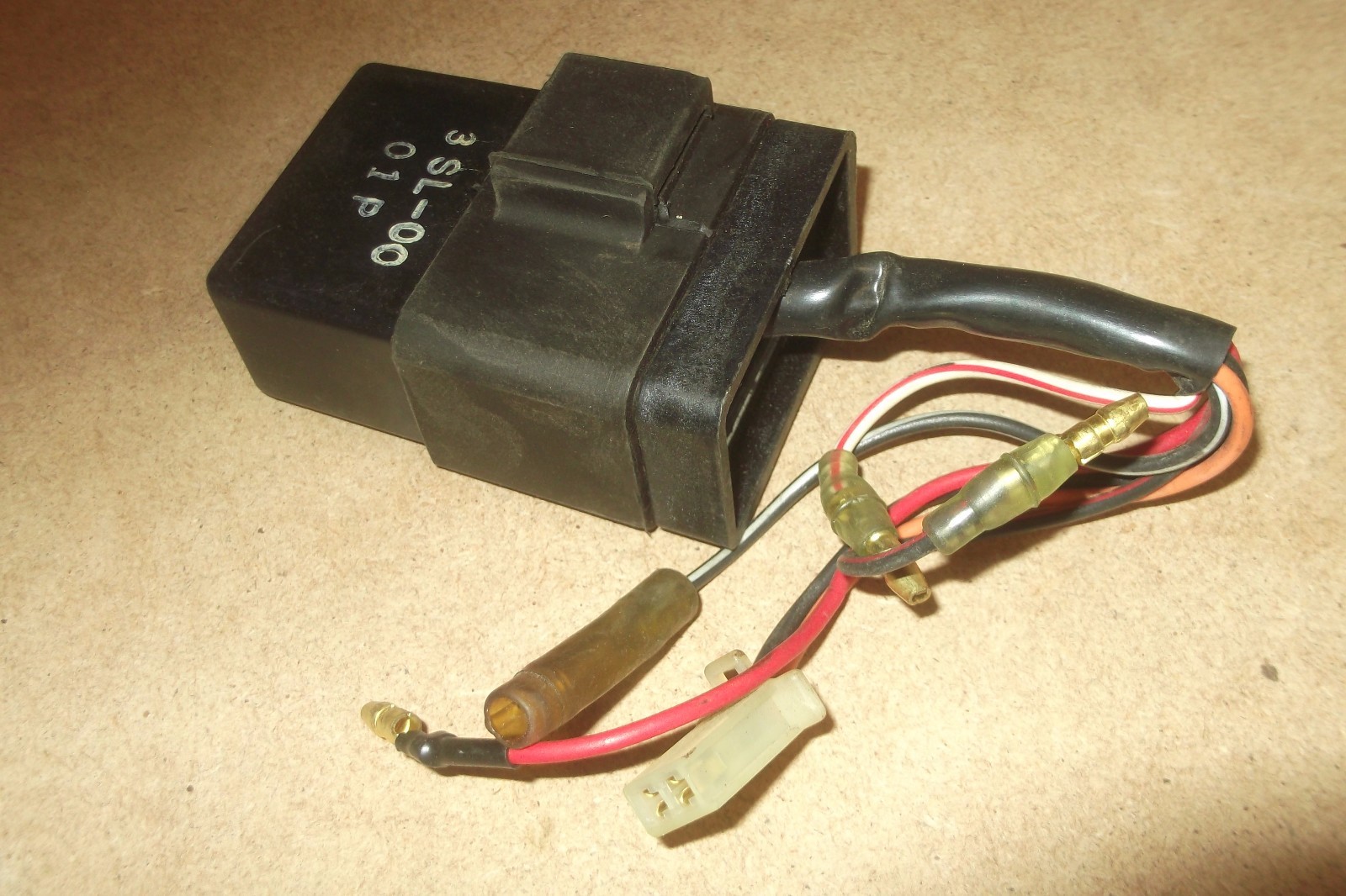 YAMAHA CW50 CW 50 BI-WIZZ C.1991 GENUINE NOS CDI UNIT - # 35L-85540-00 ...