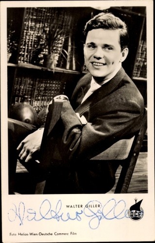 Ak Schauspielerin Walter Giller, Portrait, Autogramm, DCF, Wirbel ...