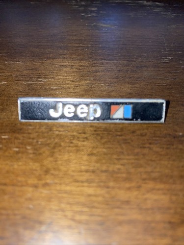 Vintage AMC Grand Wagoneer - Dash Jeep Emblem | eBay