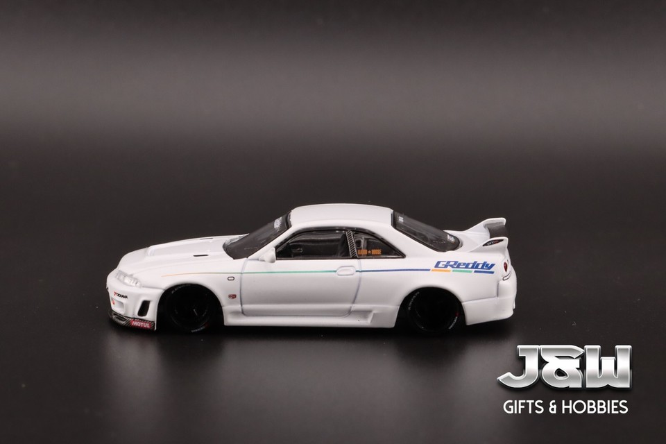 Kaido House x Mini GT Nissan GT-R (R33) Greddy GR33 V1 White KHMG113 1/ ...
