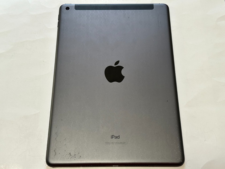 Apple iPad (8th Generation) A2428 32 GB - Space Gray - PLEASE READ | eBay