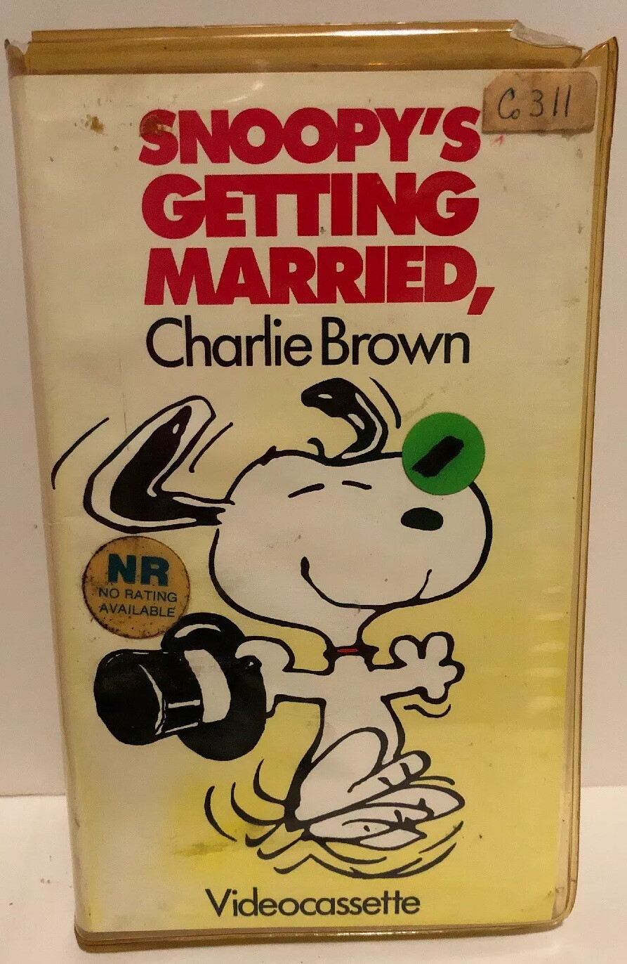 VHS Snoopy's getting married Charlie Brown | eBay