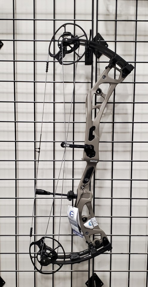 Elite Archery Carbon Era Bow Right Hand 70lb Sienna Brown | eBay