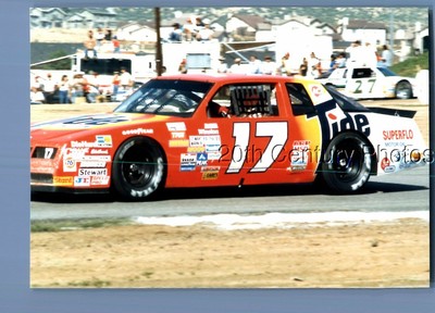 FOUND COLOR PHOTO O+0044 SIDE VIEW OF NUMBER 17 TIDE RACE CAR | eBay