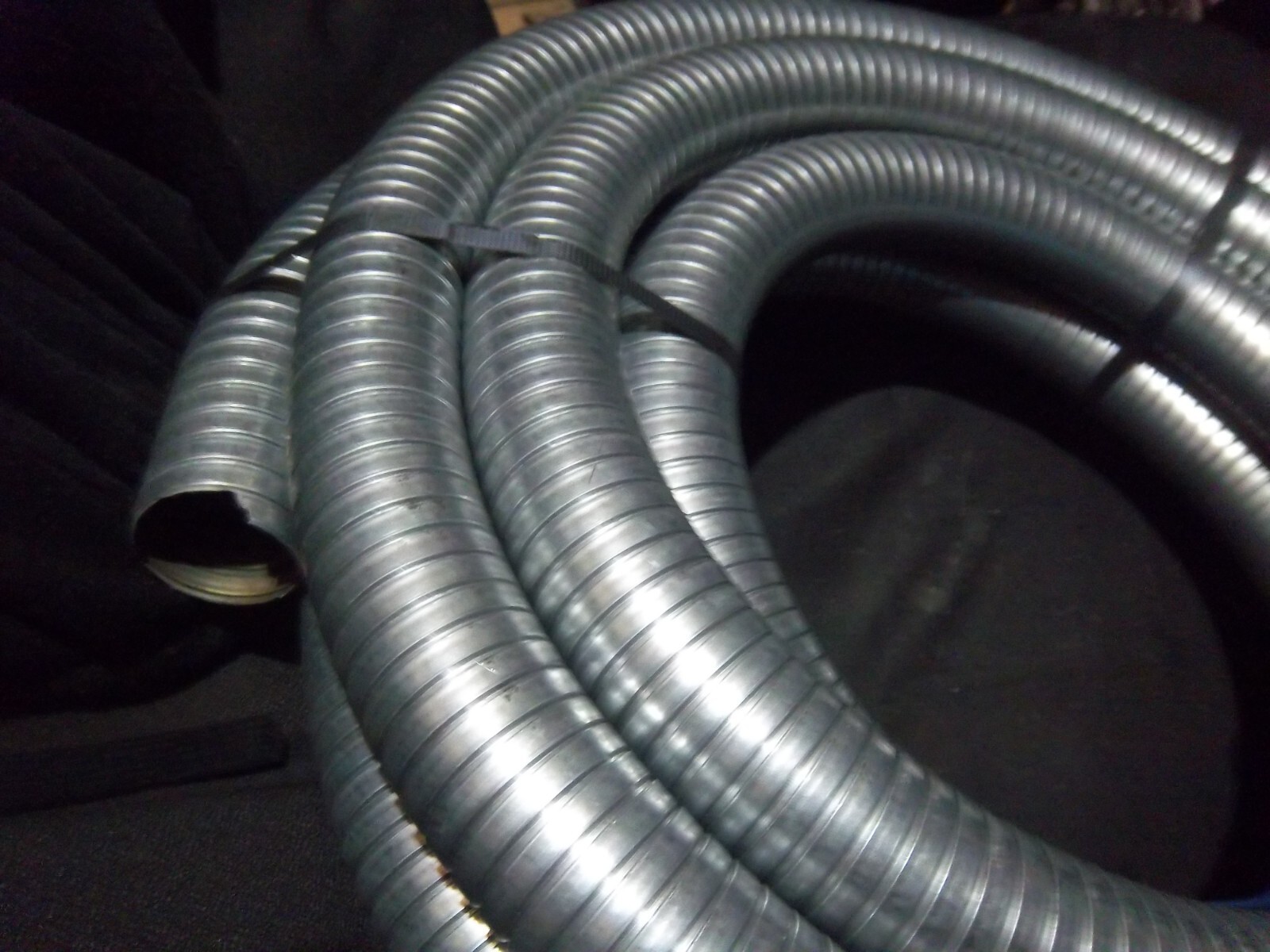 1.75 in EXHAUST FLEX PIPE 1-3/4" ID x 2-1/2 FT Galvanized Flexible ...