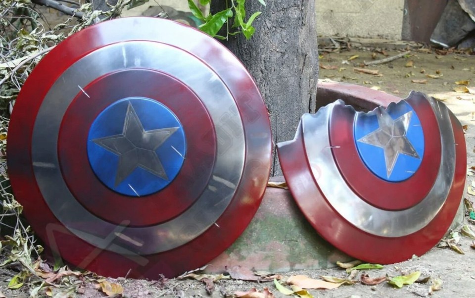 Marvel Captain America Shield 22'' Combo Broken & Damage Captain ...