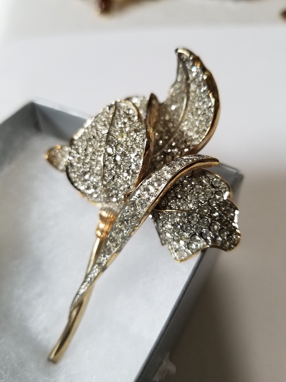 Jomaz 1940 Pave Crystal Brooch - Gem