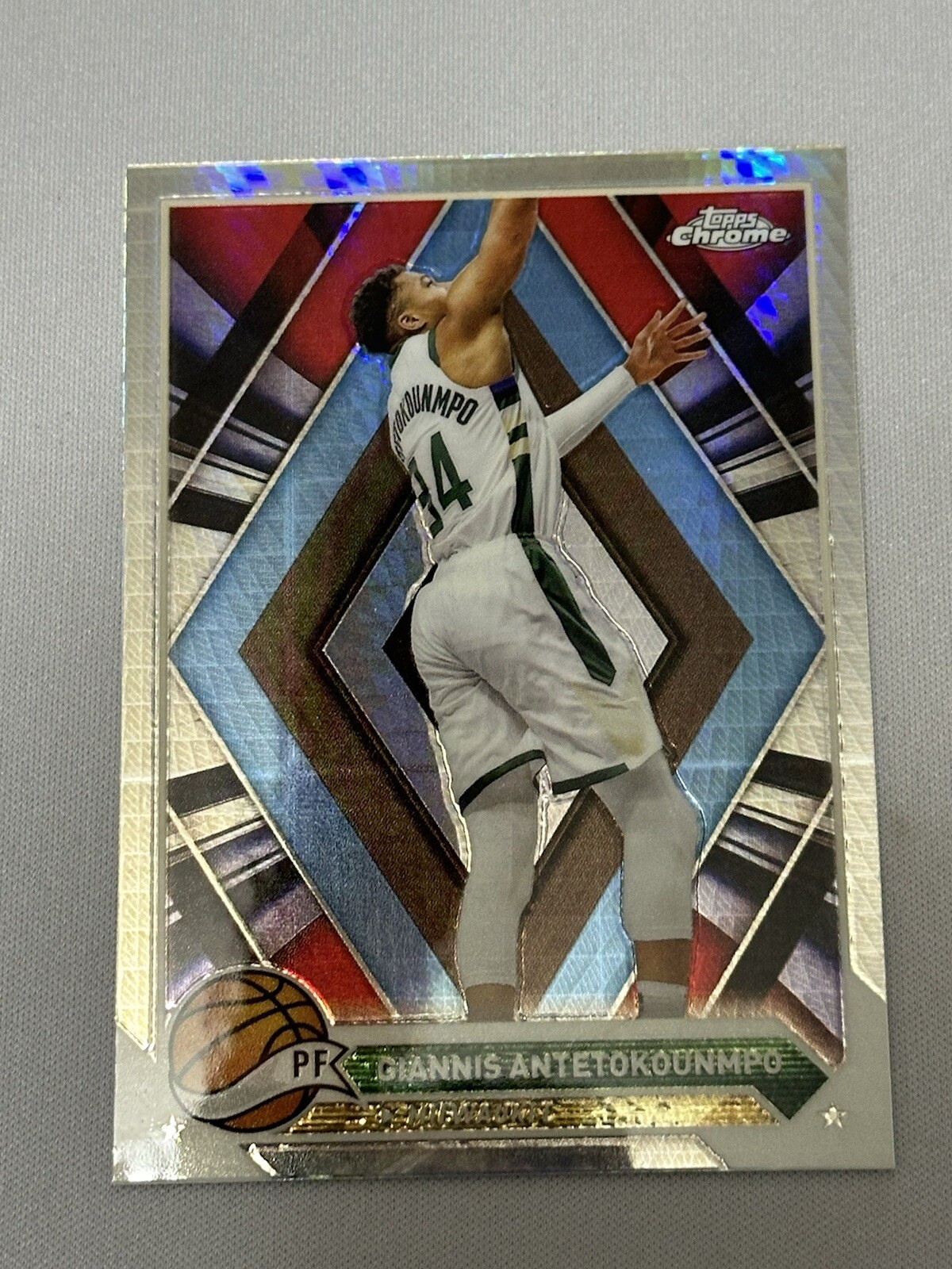2023-24 Topps Chrome Basketball Prism Refractor Giannis Antetokounmpo ...