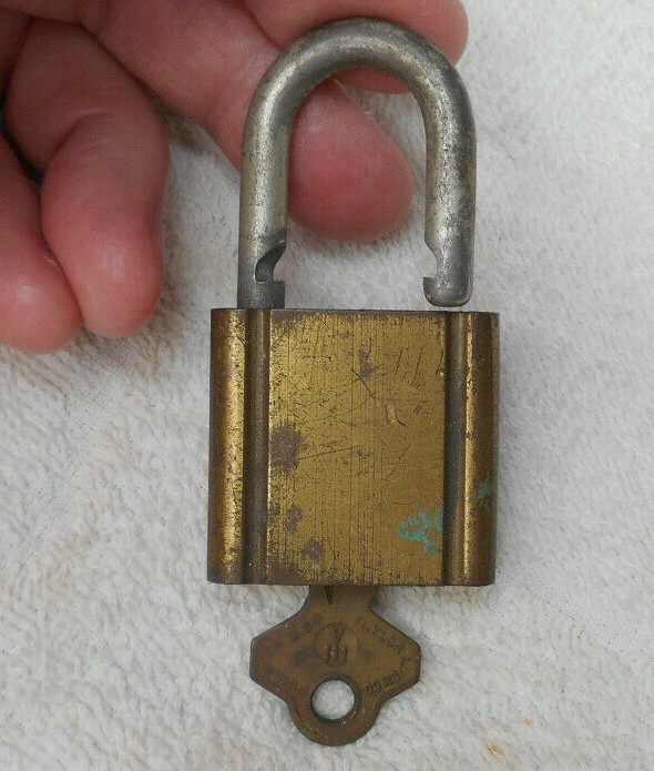 Vintage Old Taylor Lock Co Phila PA USA Brass Padlock w 1 Key | eBay