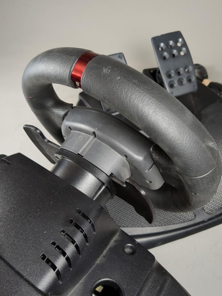 Logitech Momo Force Feedback Wheel & Pedals PC Sim Racing No Power ...