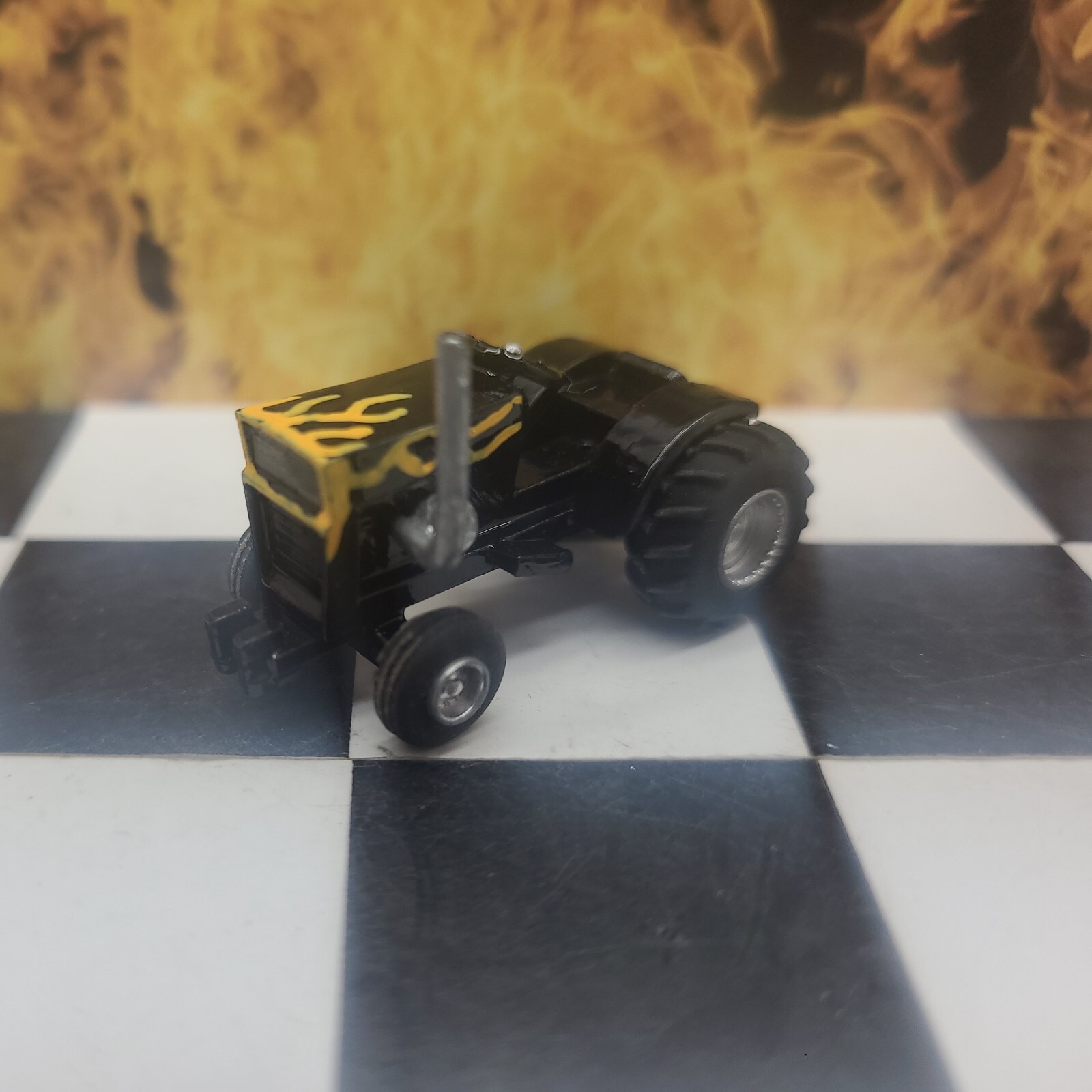 1:64 CUSTOM built GARDEN TRACTOR MINI PULLER ertl farm pulling sled ...