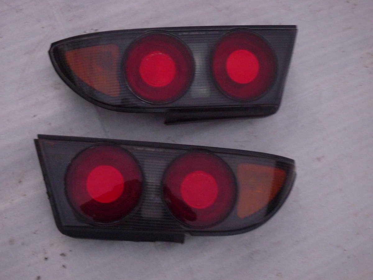 JDM Nissan R33 Skyline 4 door KOITO tail light lamp left and right set ...