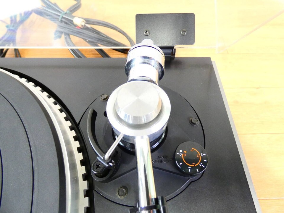 JVC VICTOR QL-F4 TURNTABLE Quartz Locked Record Player | eBay