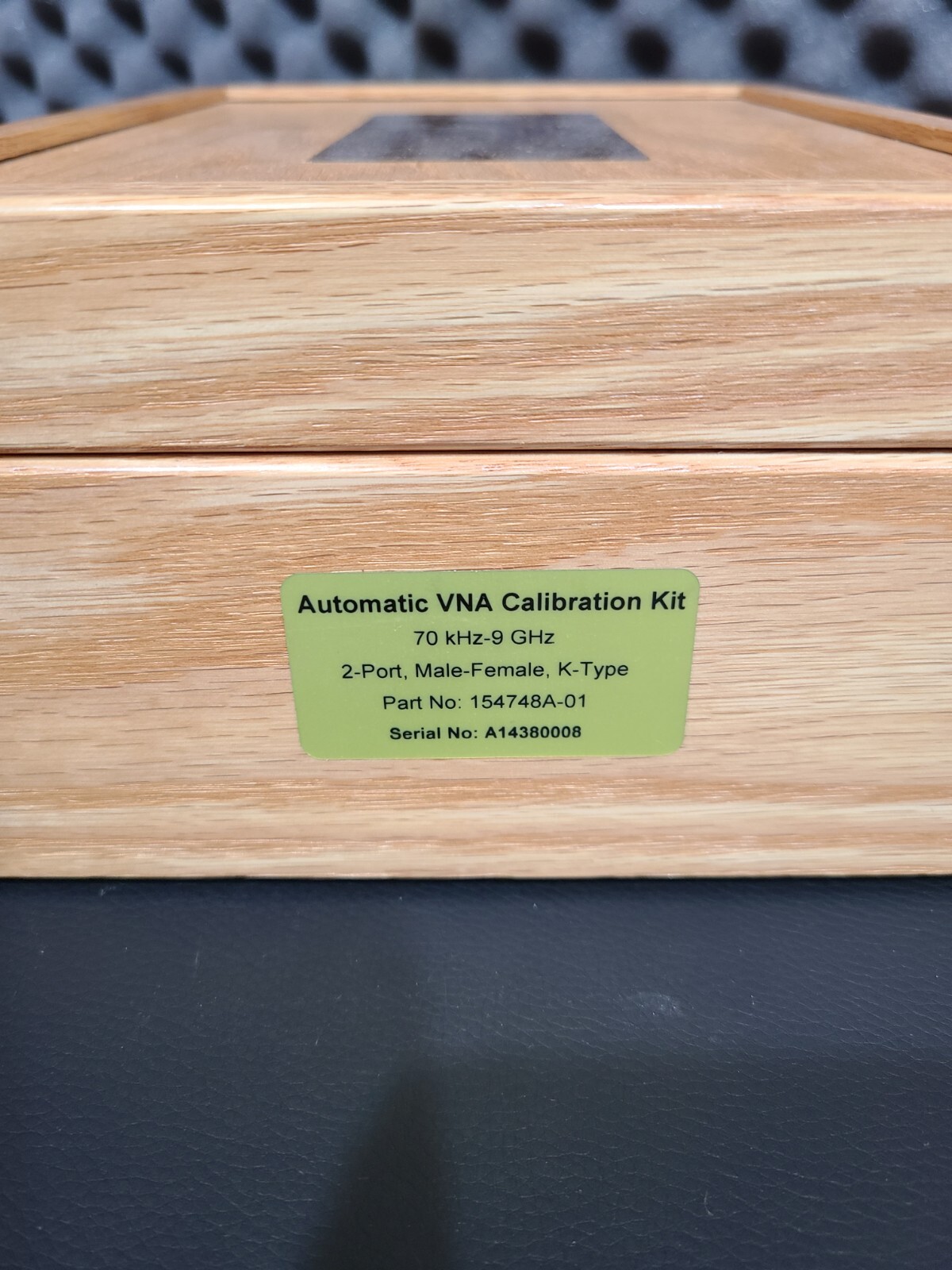 National Instruments Automatic VNA Calibration Kit, 70kHz - 9GHz, 2 ...