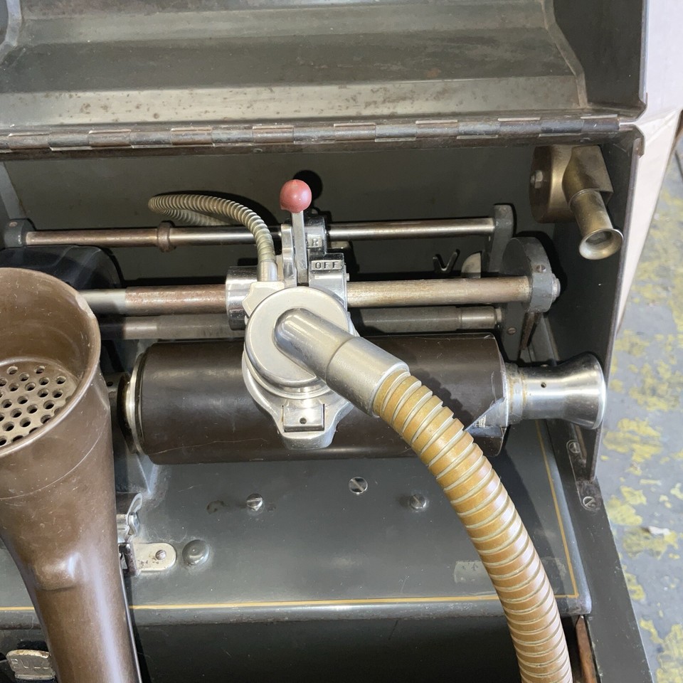 Original Ediphone Thomas A. Edison Voicewriter Pro-Technic Ediphone ...