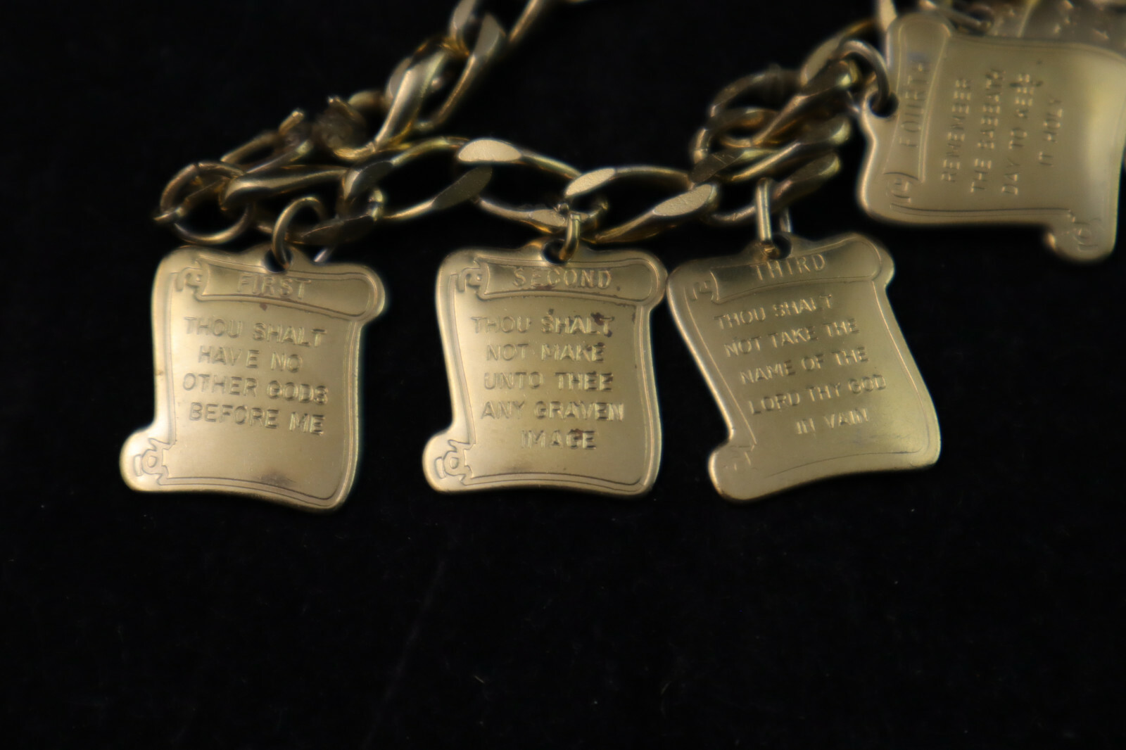 Vintage Gold Metal 10 Commandments Bracelet Charms Co… - Gem