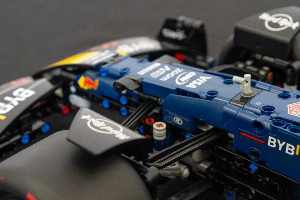 Technic Oracle Red Bull Racing RB20 F1 Race Car (42206) 1639PCS ...