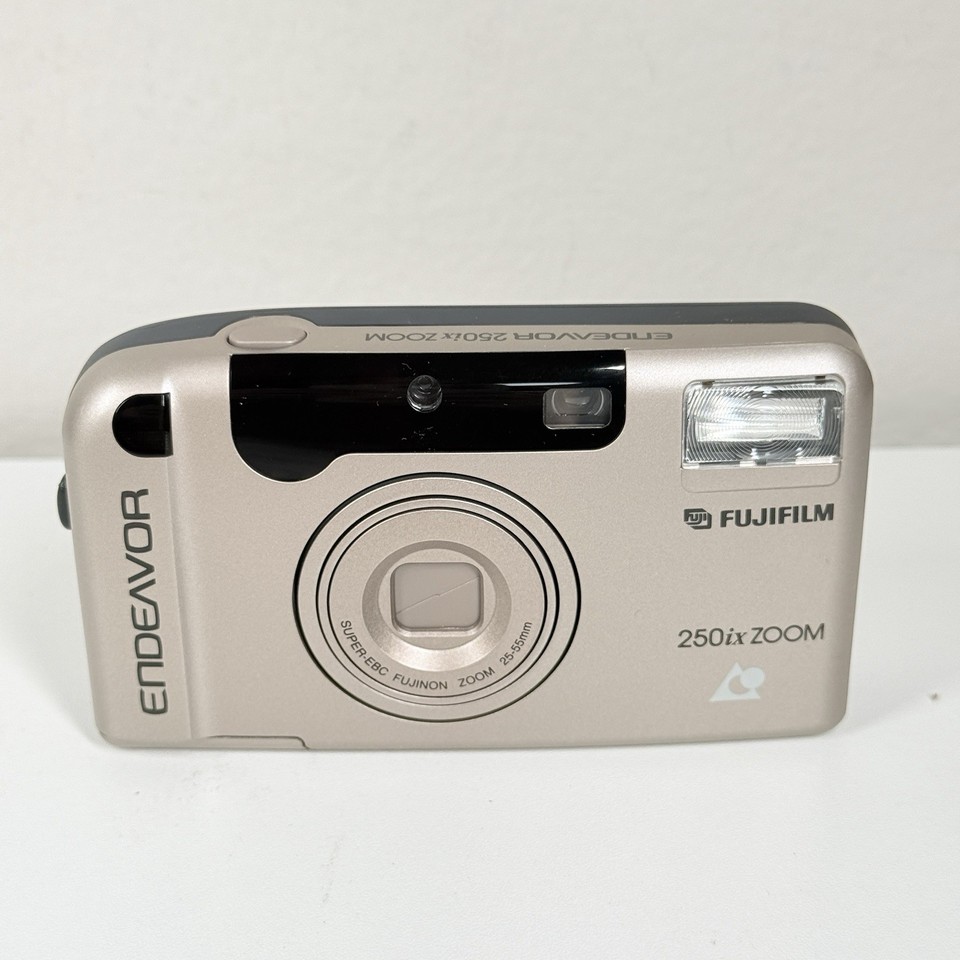 Fuji Film Endeavor 250ix Zoom 35mm Film Camera NOS + 2 x Film Rolls ...