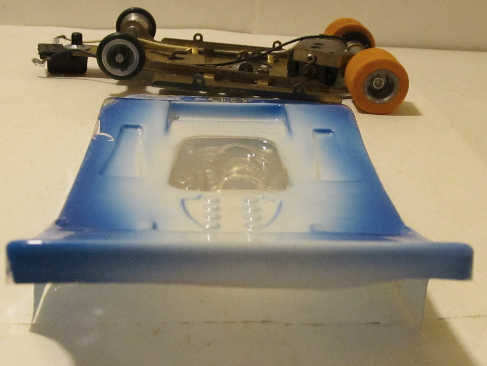 Riggen 1/24 Group 12 Anglewinder L&M Lola # 904 Dynamic Chassis Slot ...