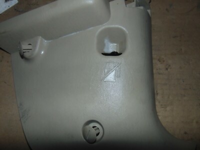2000-07 FORD FOCUS SIDE KICK TRIM PANEL COVER BEZEL RH RIGHT PASSENGER ...