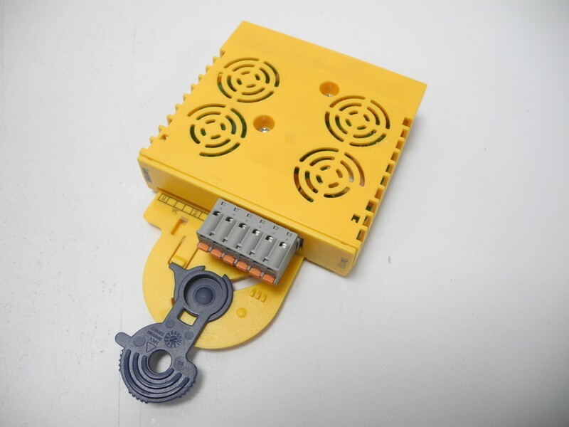 Lenze Servo Drive 9400 Safety Module SM100 E94AYAB HW. VC Top Zustand ...