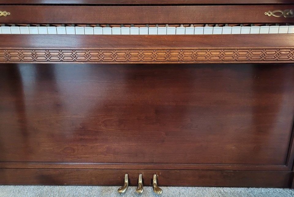 1984 Baldwin Hamilton 5026 Upright Piano W/Bench. One Owner. Local Pick ...