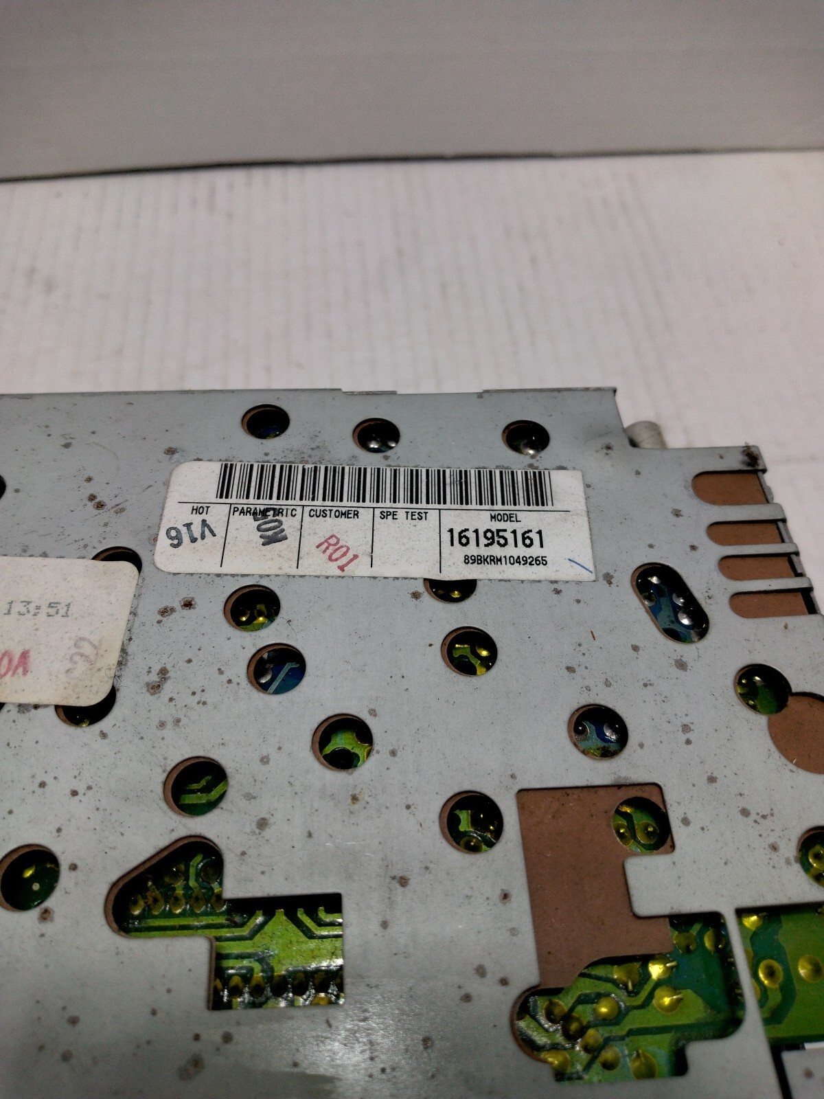 Delco Electronics AM FM Cassette Radio Model 16195161 OEM for 1997-2002 ...