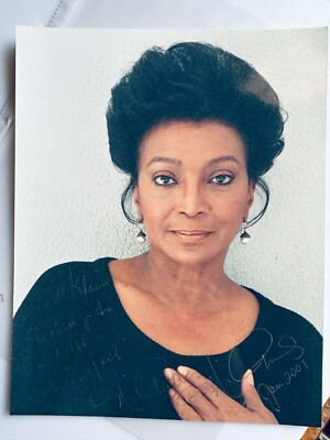 NICHELLE NICHOLS Signed 8X10 Photo Autograph | eBay