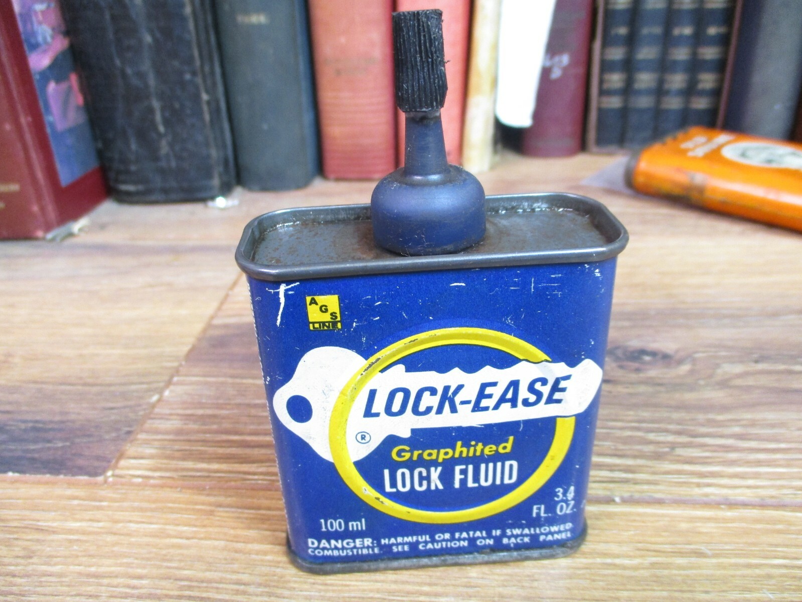 LOCK EASE GRAPHITED FLUID CAN OIL REEL HOUSEHOLD LUBRICANT 3 OZ HANDY ...