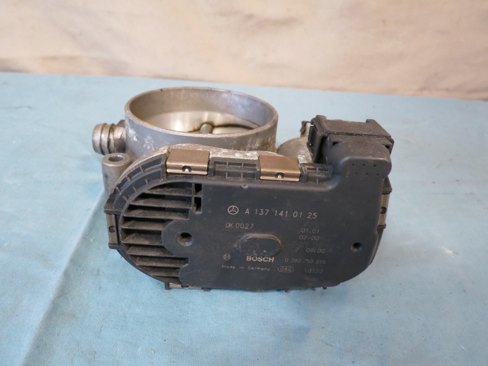 00 01 02 Mercedes w215 CL600 w220 s600 Fuel Throttle Body DK0027 ...