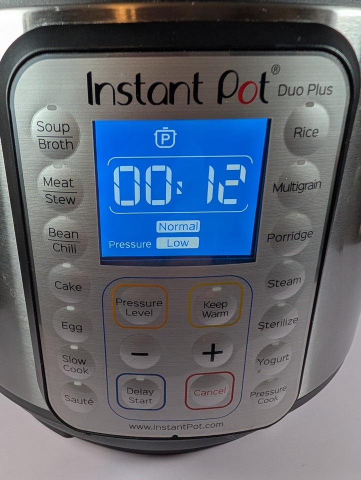 Insta Pot 6 Qt Duo Plus 60 Silver Multi-Use Pressure Cooker Digital ...