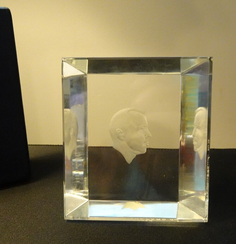Astronaut Alan Shepard Kosta Crystal Paperweight Signed By Artist In ...