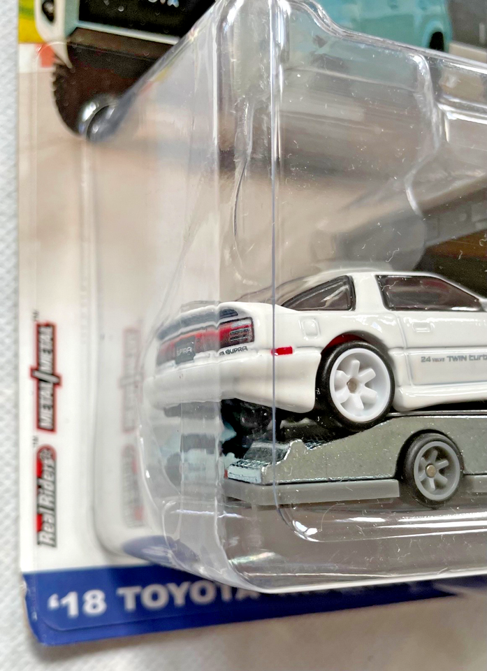 Hot Wheels Premium Team Transport 2024 - '18 Toyota 4Runner and '89 ...