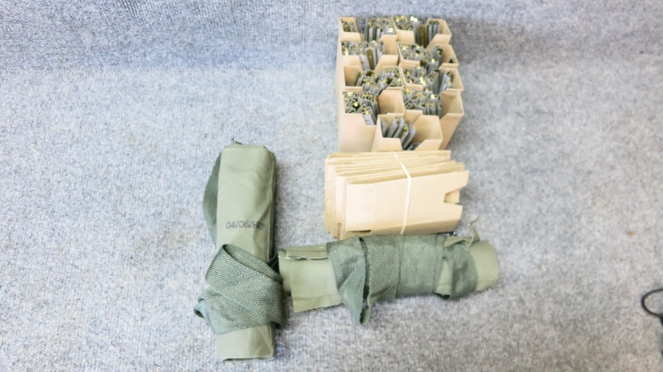 165 U.S. Stripper Clips 223/556, with pouches, spoons and boxes. VG pre ...