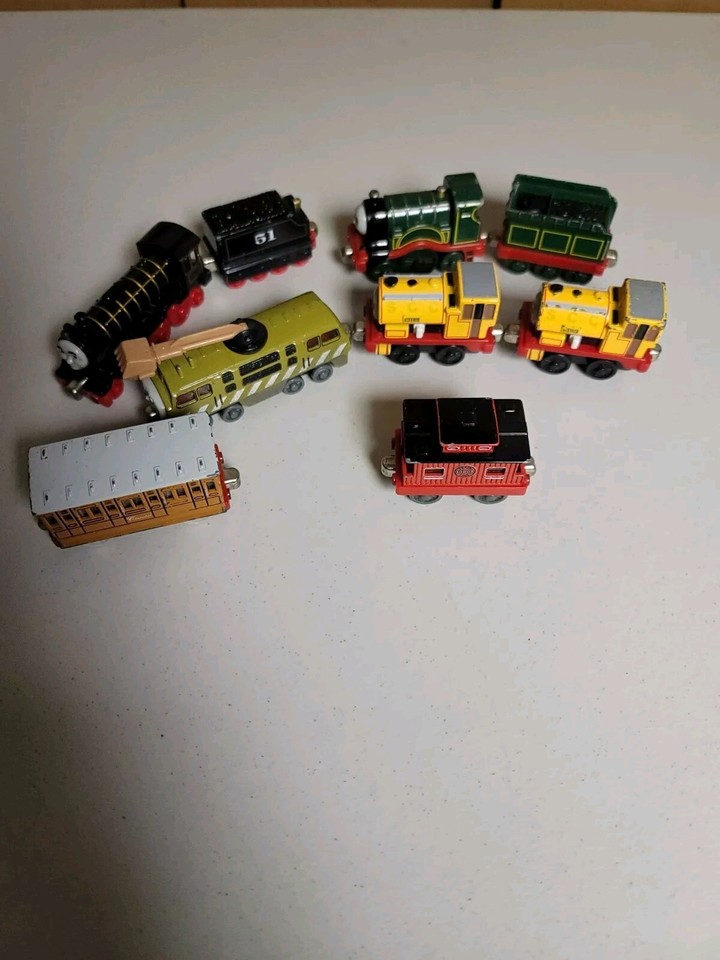 Thomas Take Along Diecast Lot Bill Ben Diesel 10 Hiro Emily Red Caboose ...