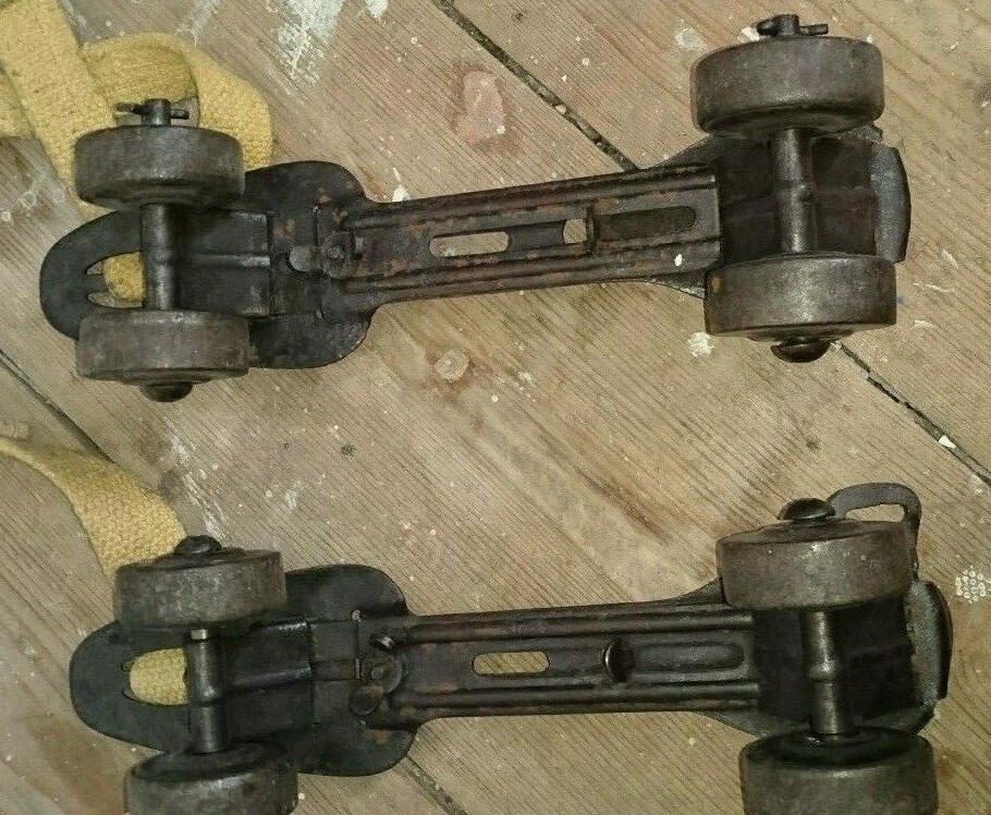 Vintage adjustable all metal roller skates 30s? Good condition. metal ...