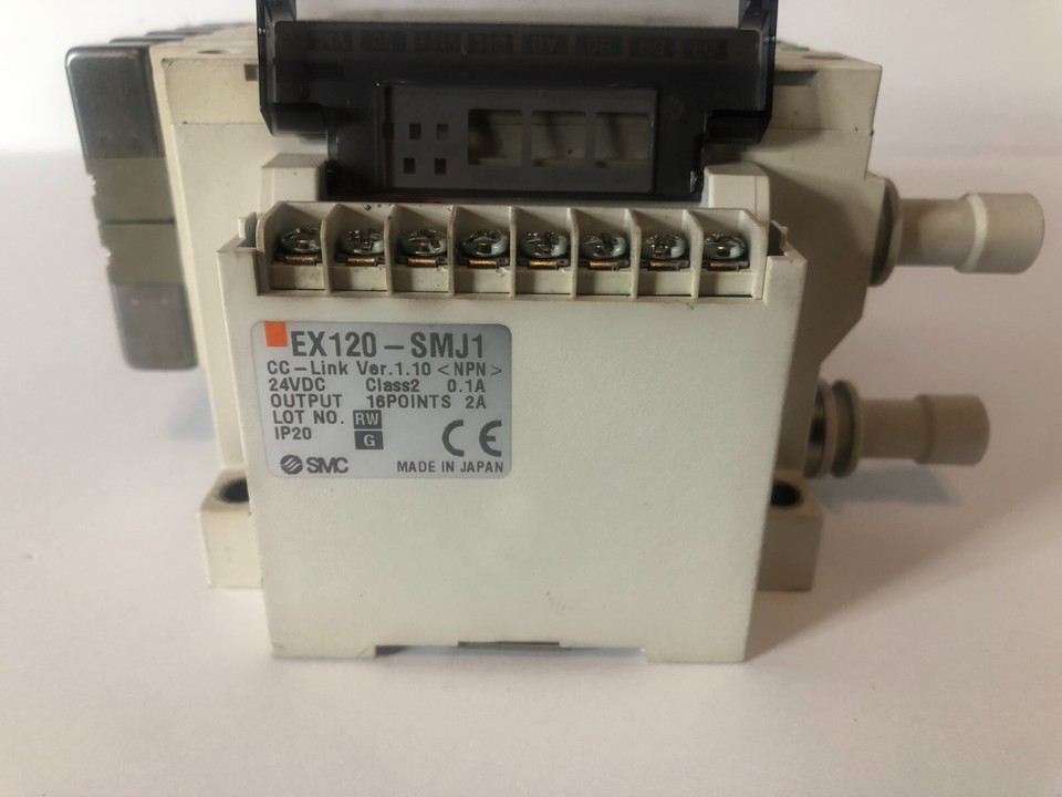 SMC Manifold 1 VVQ200-10A-1, 1 VQ2200-51-Q, 4 Vq2200-51-Q w/ EX120-SMJ1 ...