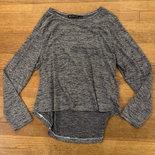 Athleta gray long sleeve crewneck cut out high low T-shirt shirt top ...