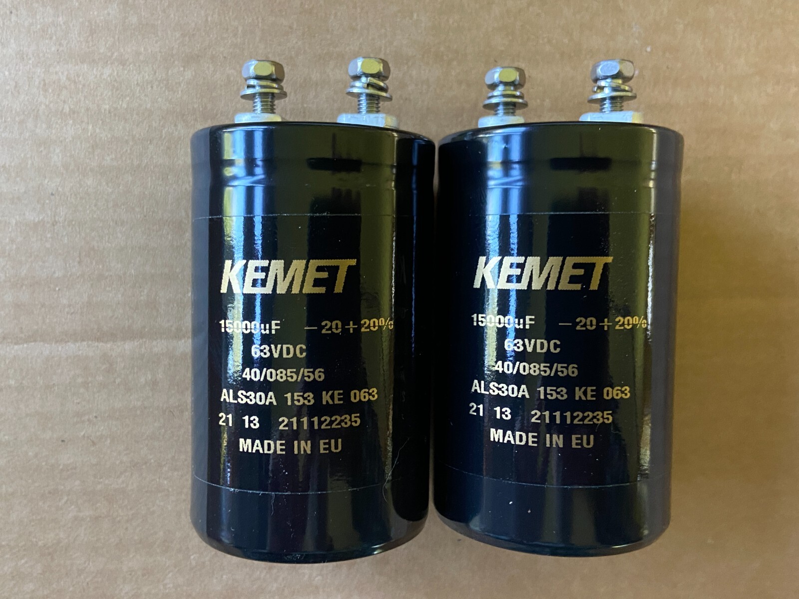 2 New 15000 uf 63v Kemet Screw-Terminal Capacitors 51mm diameter ...