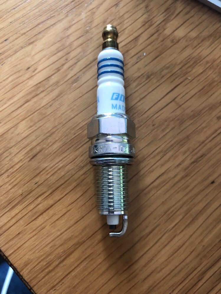 Genuine Fiat 500 Panda 1.2 8V Spark plug X1 55190788 | eBay UK