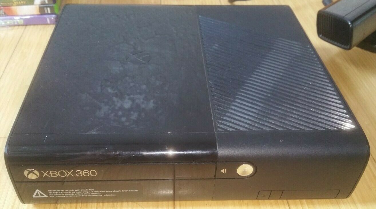 Xbox 360 E 4GB Black Console Bundle Kinect 13 Games Lot Controllers ...
