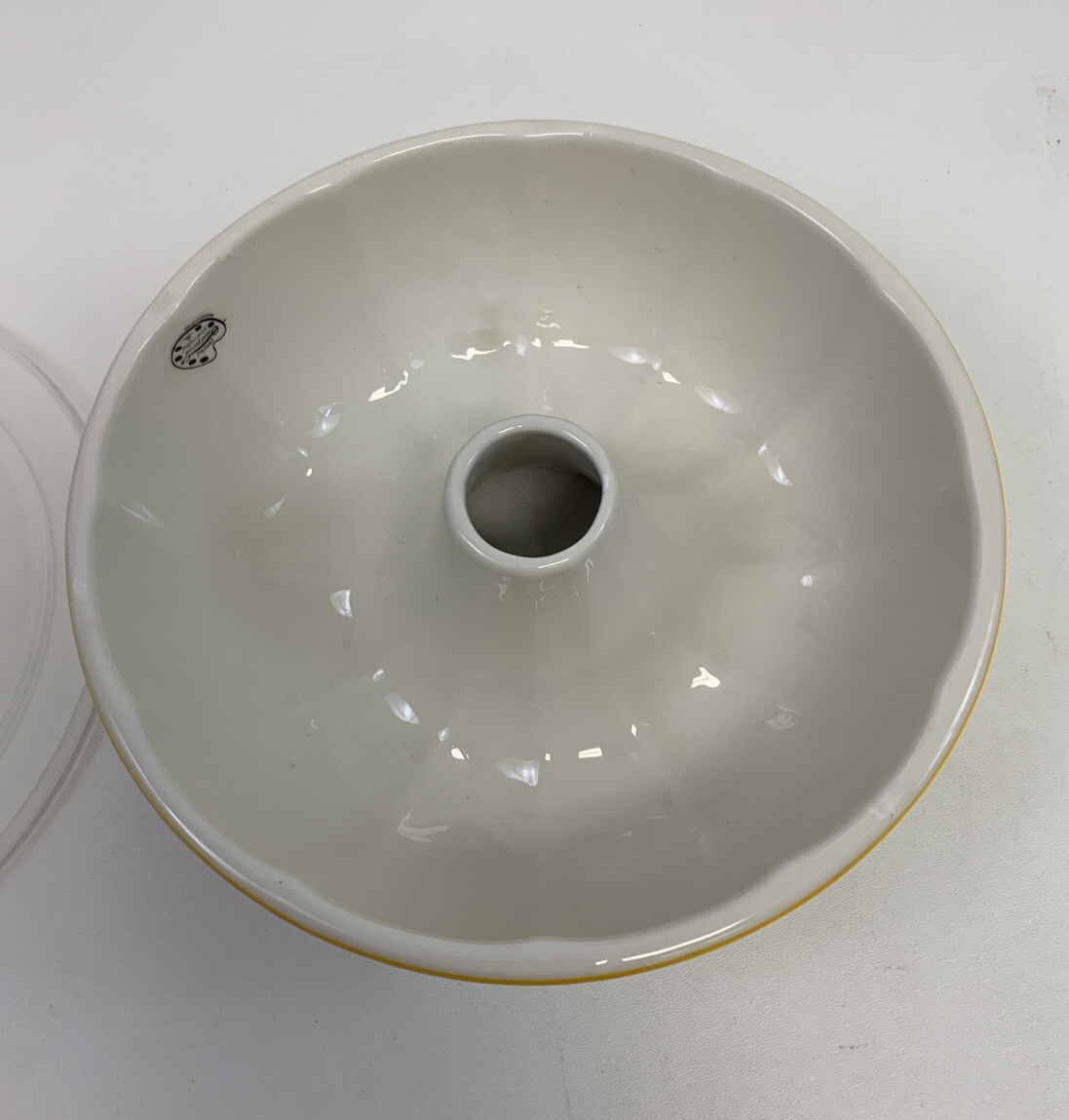 Temptations by Tara Ovenware Old World Pumpkin Patch Bundt Cake Pan and ...