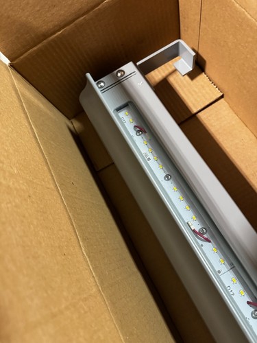 Brand New HIRAF HE Linear LED Facade Fixure - 48 DO U PS | eBay