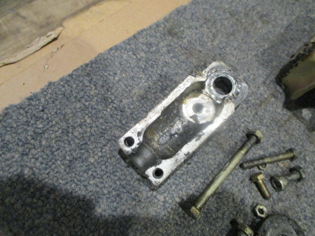 Ferrari 348 - Shifter Box Housing With Miscellaneous Parts - P/N 139777 ...