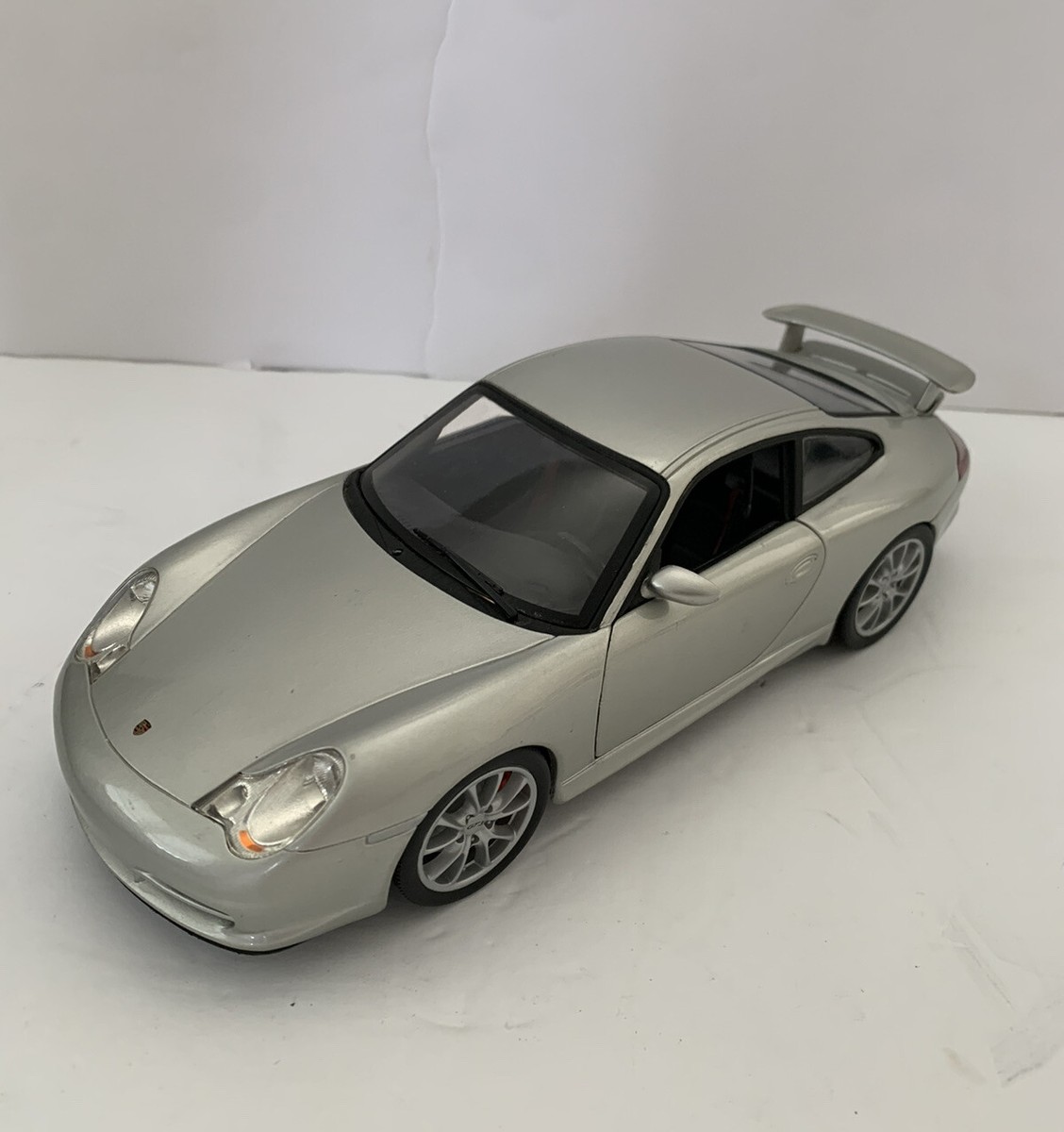 Hot Wheels 1:18 Scale Metal Collection Porsche GT3 Mattel Hot Wheels 1:18 Scale Metal Collection Porsche GT3 Mattel