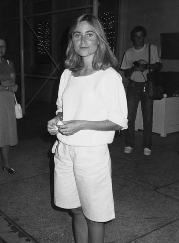 Actress Maureen Mccormick Wearing A White Longsleeved Top 1985 Movie ...
