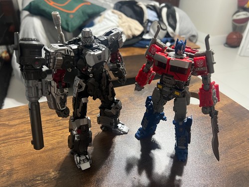 Transformers Studio Series ROTB Optimus Prime and BBM Concept Art ...